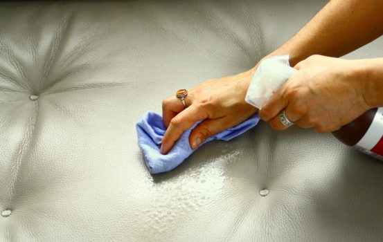 Fettfleck Von Leder Entfernen